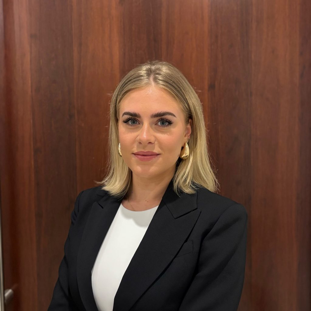 Laura Williams - Gillis Delaney Lawyers